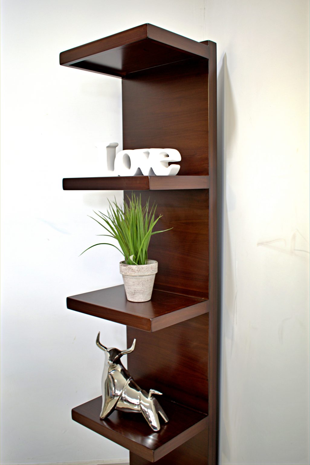 Repisa Escala – La Casa del Pino